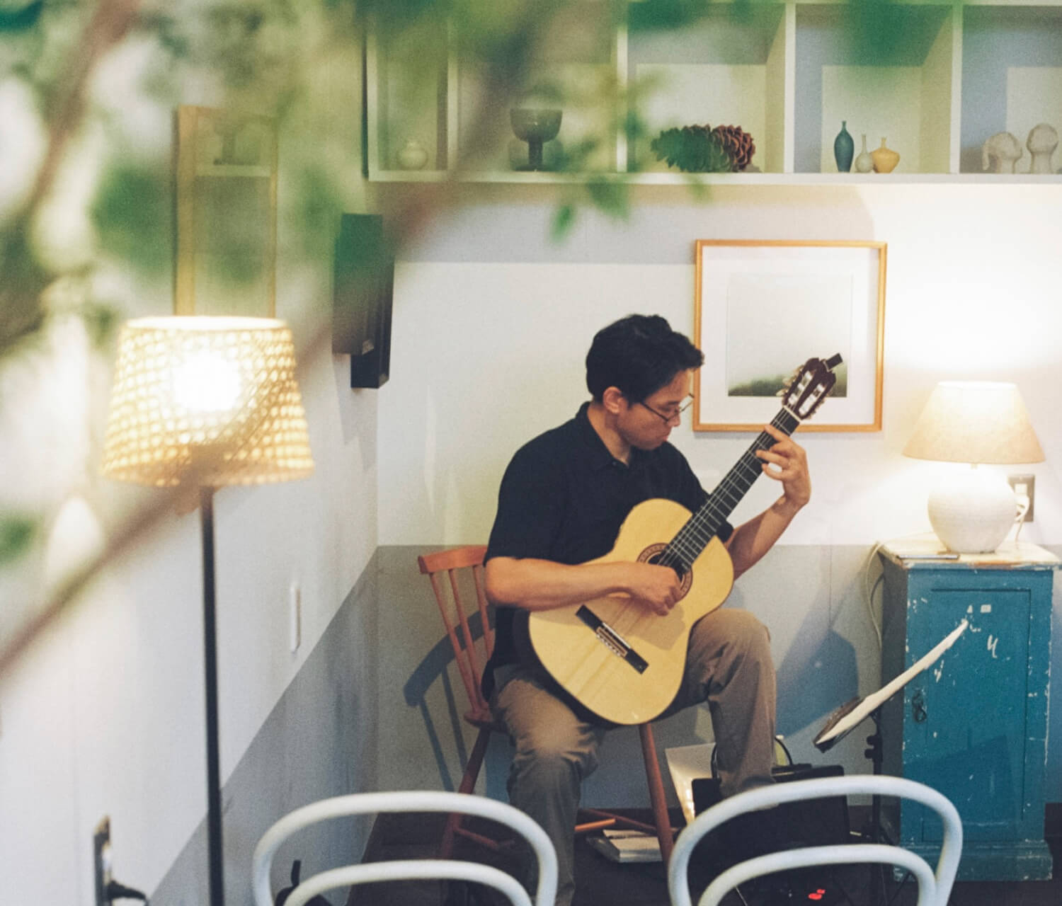 Paniyoloが奏でる、日常に寄り添う音楽。『いつものひのおわりに』に込めた穏やかな余韻と、ポップス的なやさしさ - MAGAZINE｜Ucuuu